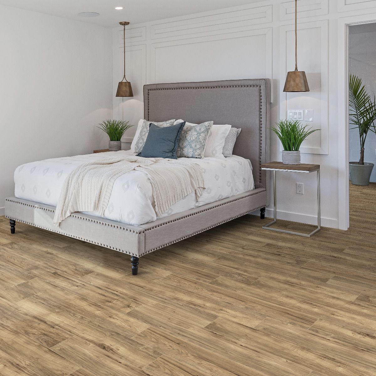 Toasted Almond | Laminate Floor | Golden Select